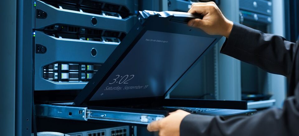 Services informatiques 83